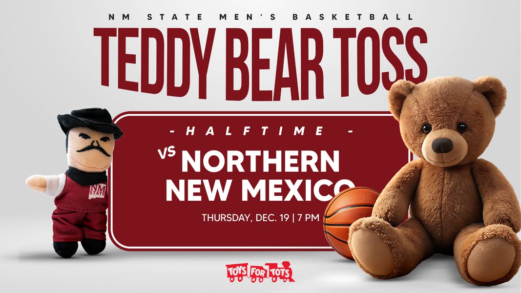 The Aggies Annual Teddy Bear Toss | Zia Country 99.5 | Southern New ...